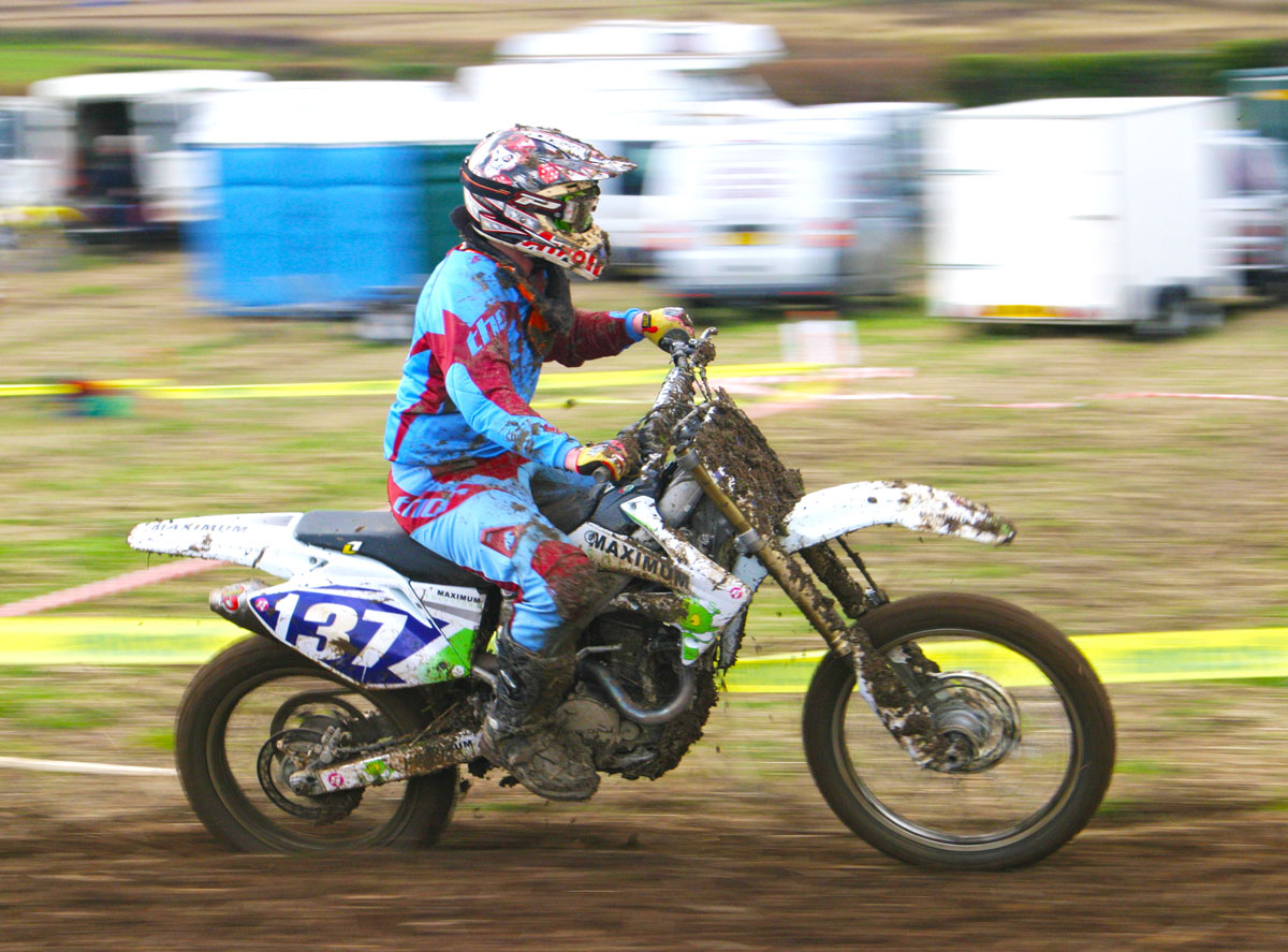 Panning: How To Freeze Moving Subjects While Blurring The Background