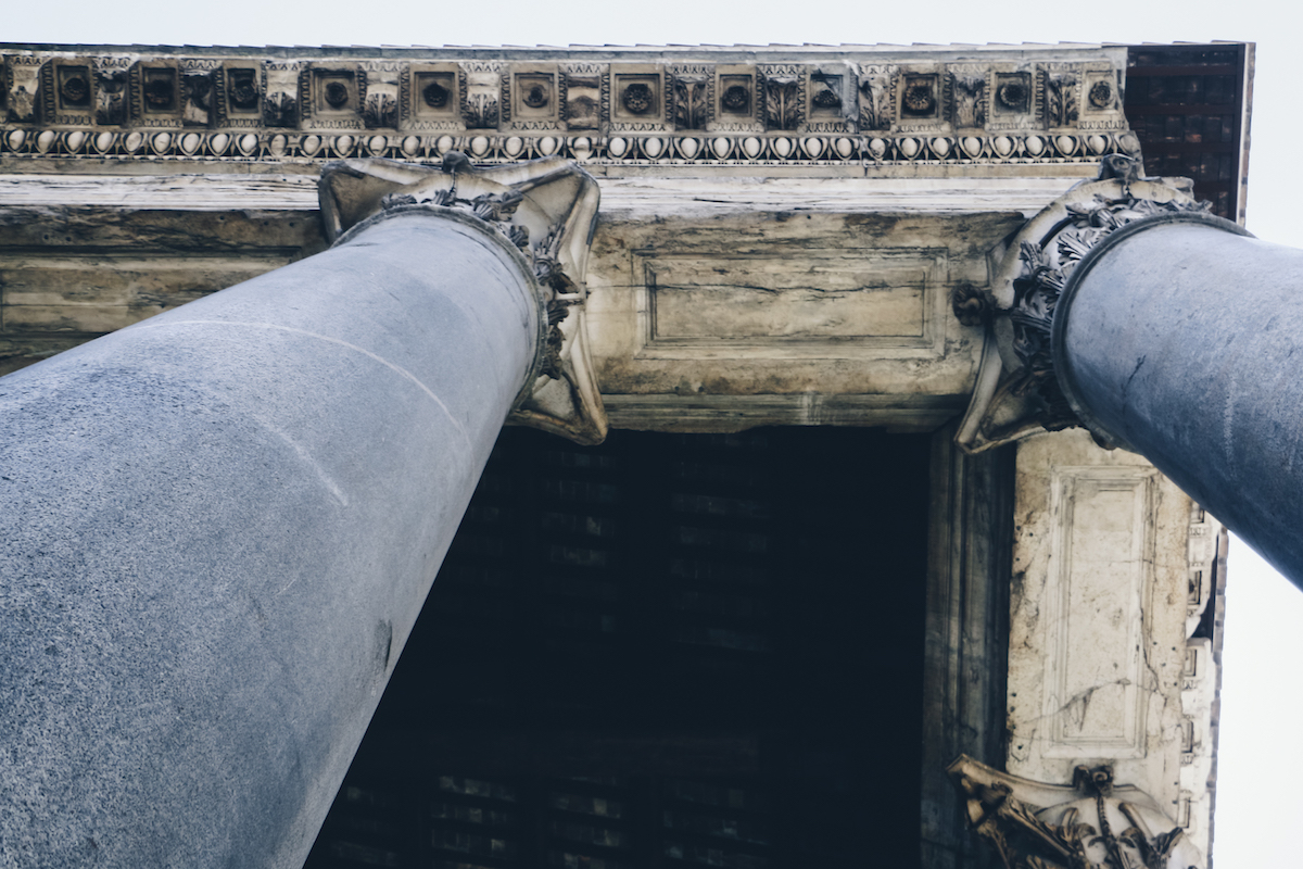 Perspective Photography: 6 Pro Tips For Better Photos